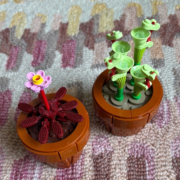 Lego | Toys | Two Lego Carnivorous Plants From The Lego Botanical ...
